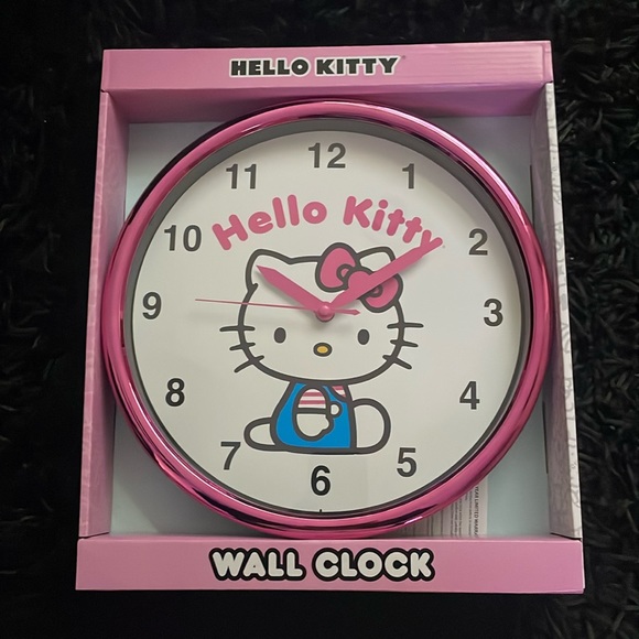 Hello Kitty | Wall Decor | New Hello Kitty Wall Clock | Poshmark